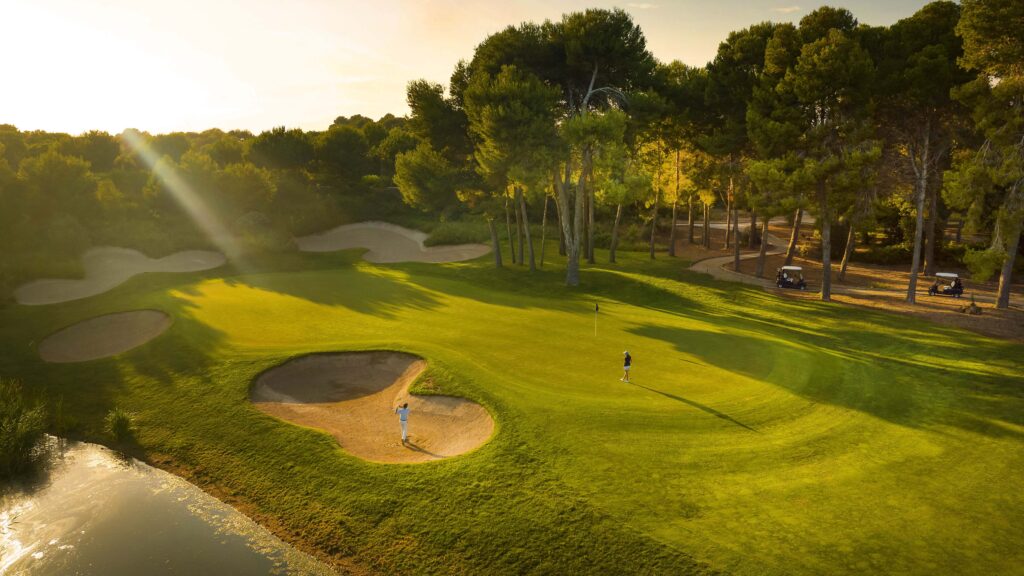 Infinitum Golf Hills: Moderner Golfplatz in Salou